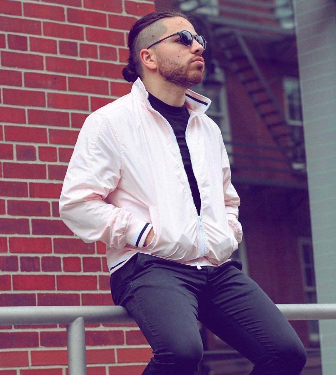 Alë Jay – Face Turns Blue @ Sofar NY – UNRECORDED