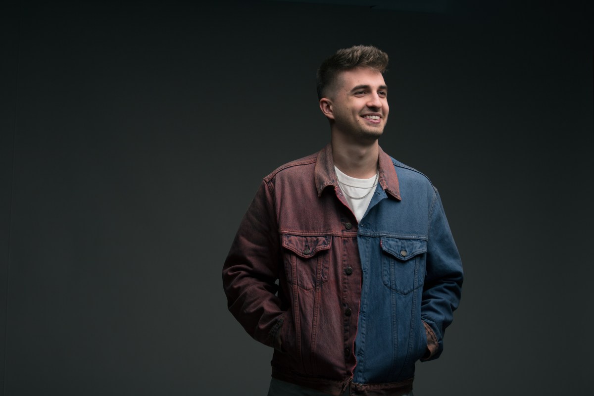 Pascal Letoublon reveals new single ‘Feelings Undercover’ – UNRECORDED